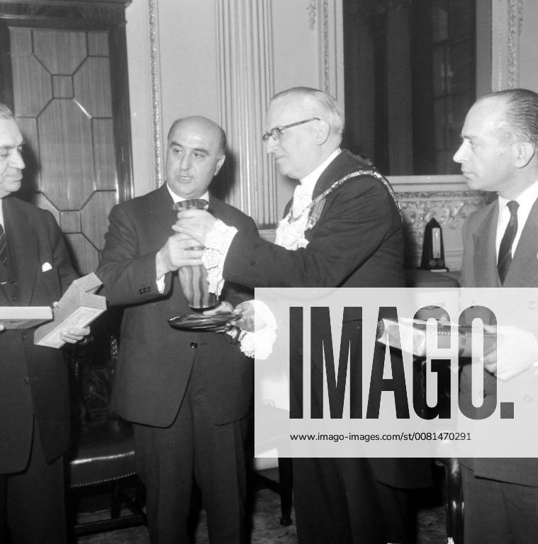 HAKKI NEVZAT BAYKAL WITH THE LORD MAYOR OF LONDON RALPH PERRING ; 21 MARCH