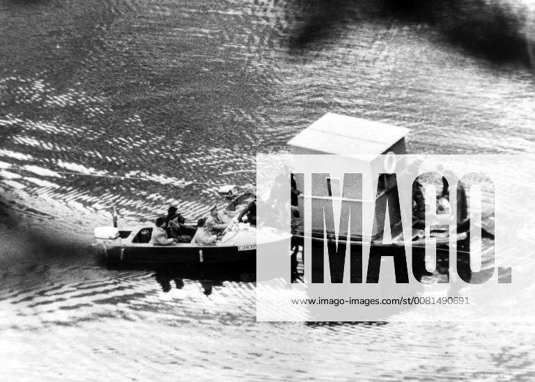 TREASURE NAZI NAZIS BOAT EQUIPPED ELECTRIC PROBE GERMAN FORESTER ...