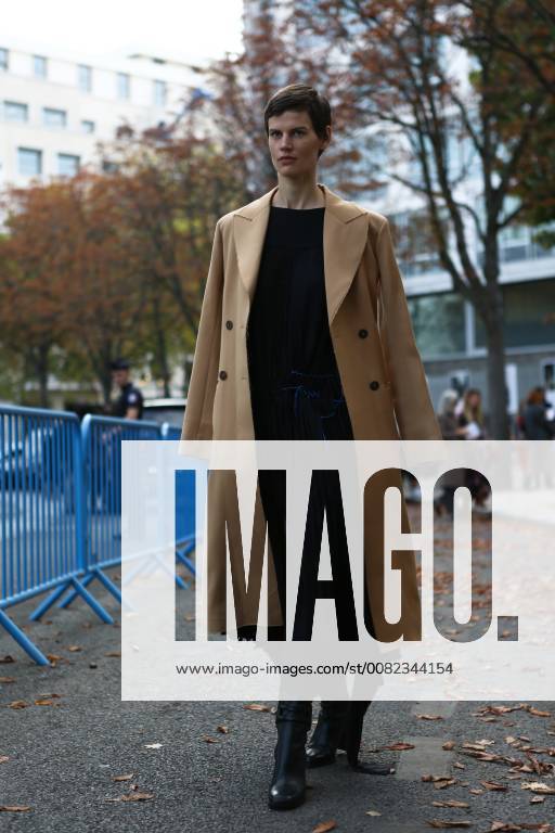 Model Saskia de Brauw posing outside the Loewe runway show during Paris ...