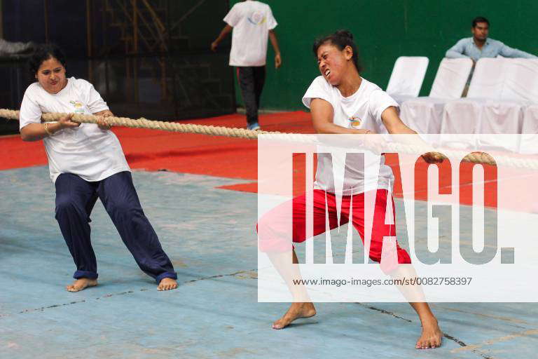 India : Rosi Tona Khel ( Rope Pulling) Players in action in Traditional ...