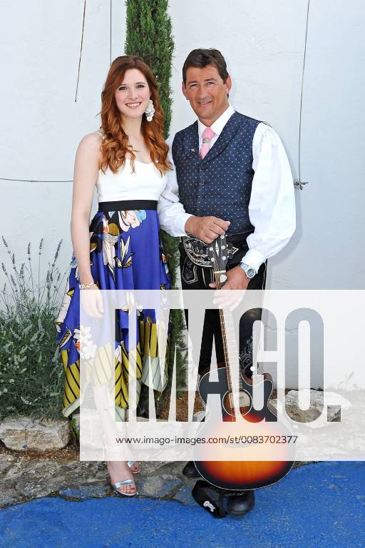 ARD Sundays again The Ladiner Joakin Stuffer and daughter Nicol Stuffer ...