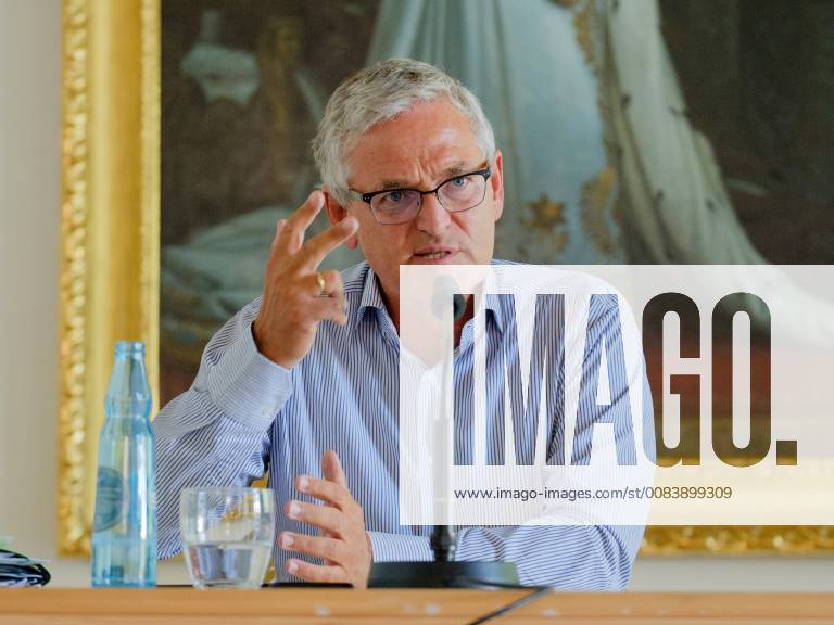 Peter FREY Journalist and ZDF Editor-in-Chief Summer Conference ...