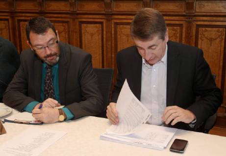 - BRUSSELS, BELGIUM: FDF chairman and reelected Woluwe-Saint-Lambert ...