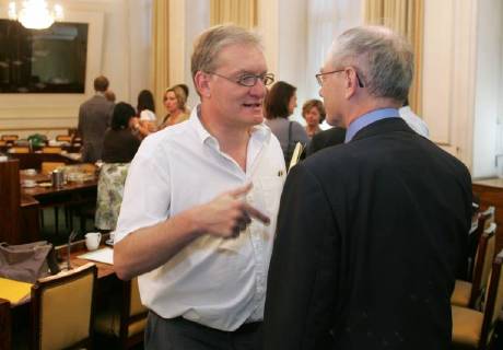 - BRUSSELS, BELGIUM: CD&V s Pol Van den Driessche makes a phonecall ...