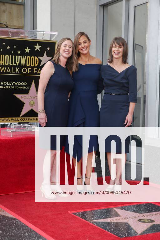 Jennifer Garner the actress with her siblings Susannah Kay Garner ...