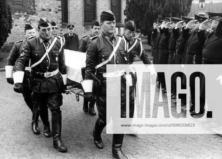 - LINKEBEEK, BELGIUM (FILE) : This file picture dated 6 December 1986 ...