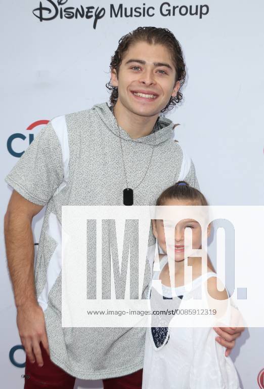 Ryan Ochoa And His Girlfriend