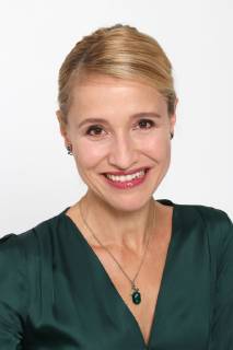 Solveig August the actress at the photo shoot for the series Rote Rosen ...