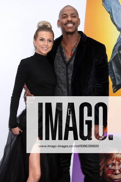 NEW YORK, NY - October 28: Frida Kardeskog, Mehcad Brooks at the ...