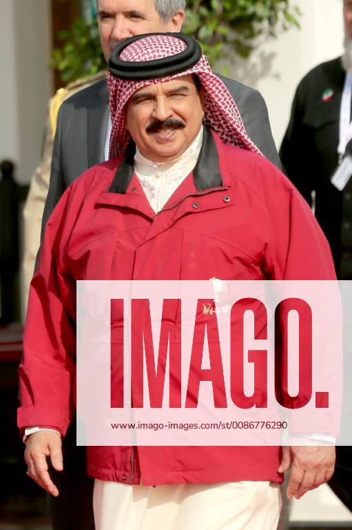 BAHRAIN - NOVEMBER 15, 2018: Hamad bin Isa Al Khalifa, king of Bahrain ...