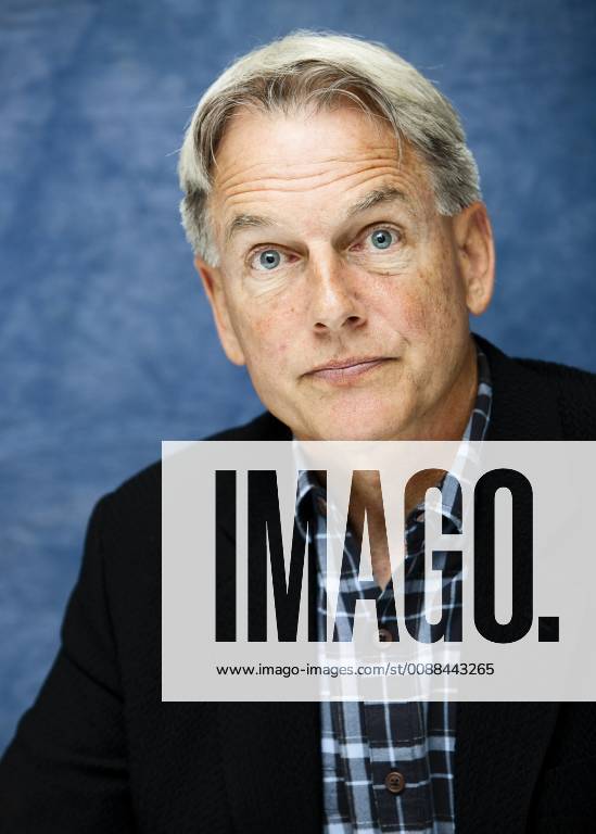 April 22, 2009 - Hollywood, California, U.S. - Actor Mark Harmon of the ...