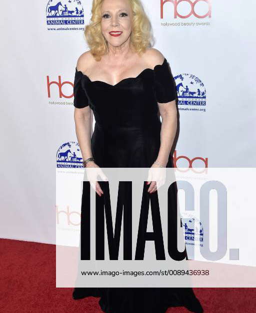 Michele Elizabeth at the presentation of the 5 Hollywood Beauty Awards ...