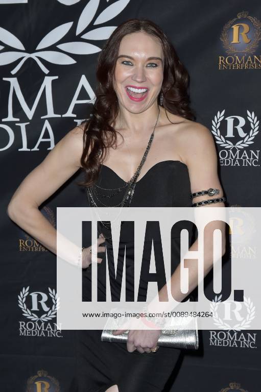 Jennifer Lynn Warren at the 5 Roman Media Pre Oscars Hollywood Event at ...