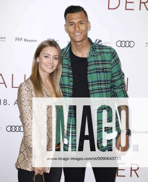 Davie Selke und seine Freundin Evelyn Konrad bei der Der Fall Collini ...