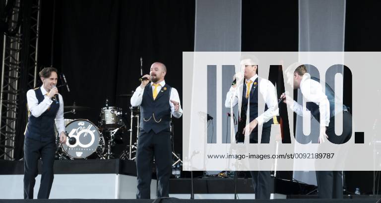 Singer Michael Riseley, Christopher Orton, Tim Bonser, David Luke, from ...