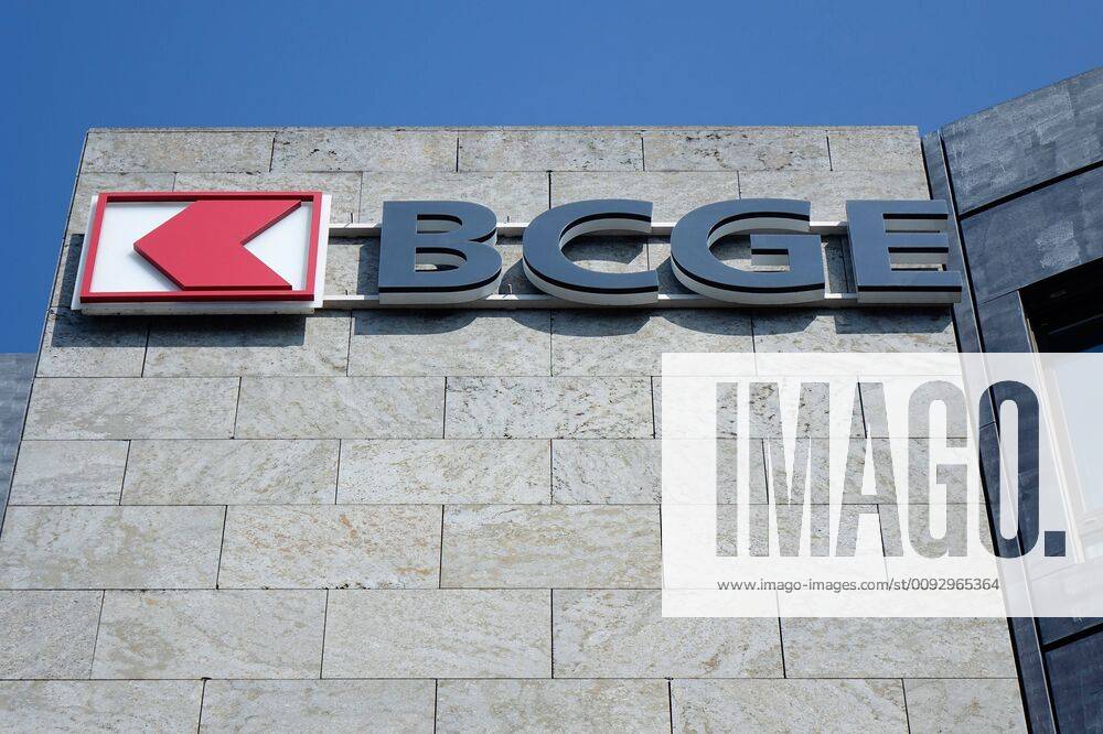 Bank in Geneva Bank in Geneva, 02 08 2019, Geneva, Switzerland, Many ...