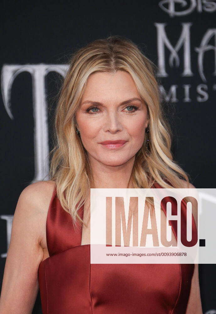 October 2, 2019, La, United States of America: Michelle Pfeiffer ...