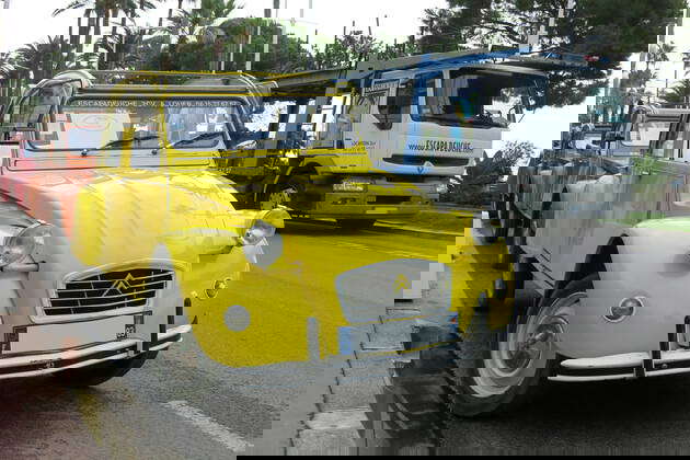 Citroen 2CV Ente, Auto Youngtimer Oldtimer, rental car, rental car from ...