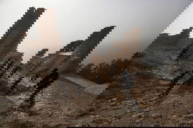 Jan 6 - SYRIA ROJAVA NORTH SYRIA NEAR RAQQA QALAT JABAR CASTLE - The ...