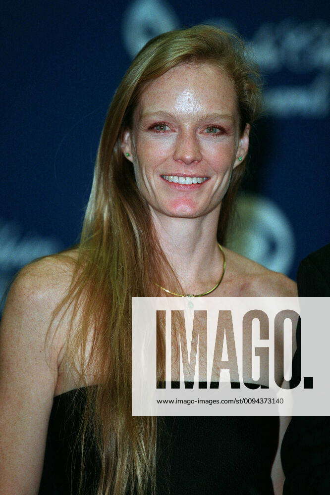 Suzy Amis Model