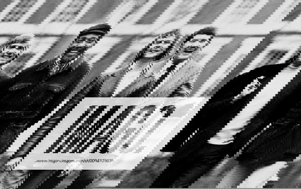 Mick Groves, Hugh Jones, Cliff Hall, Tony Davis The Spinners, Folk Band ...