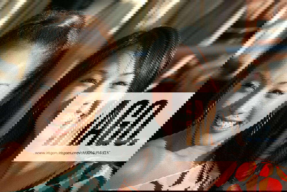 Diane Mizota & Carrie A. Inaba Actress, Fook Mi & Fook Yu Austin Powers In Goldmember, Premiere