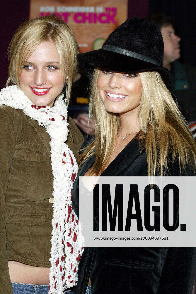 Ashlee & Jessica Simpson Actress & Singer, Sisters The Hot Chick ...
