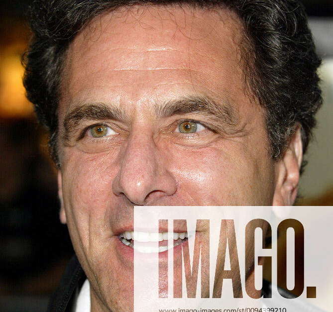 Robin Thomas Actor The Bangers Sisters. Premiere The Grove, Los Angeles ...