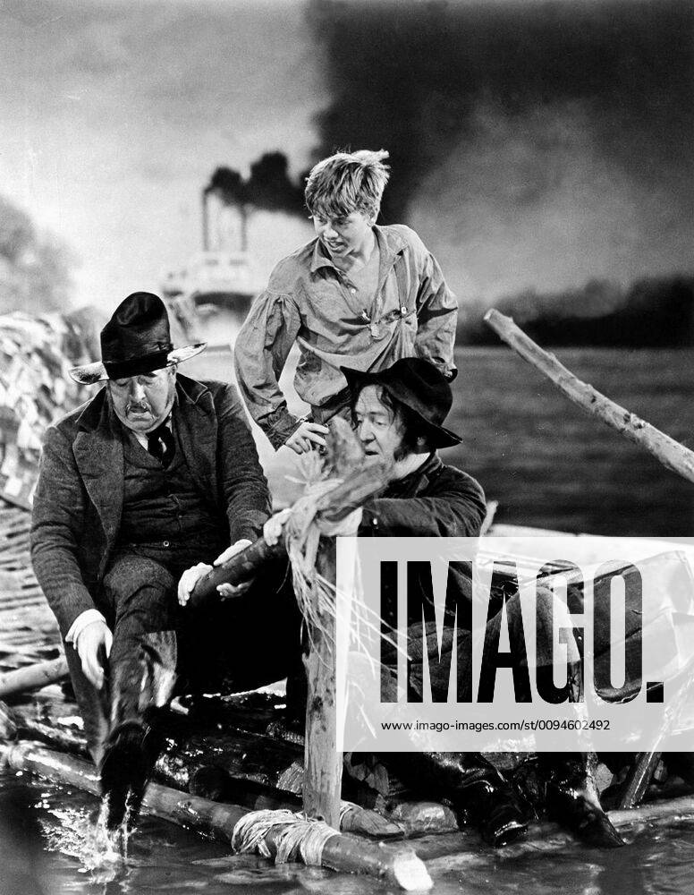 Walter Connolly, Mickey Rooney, William Frawley Characters: The King ...