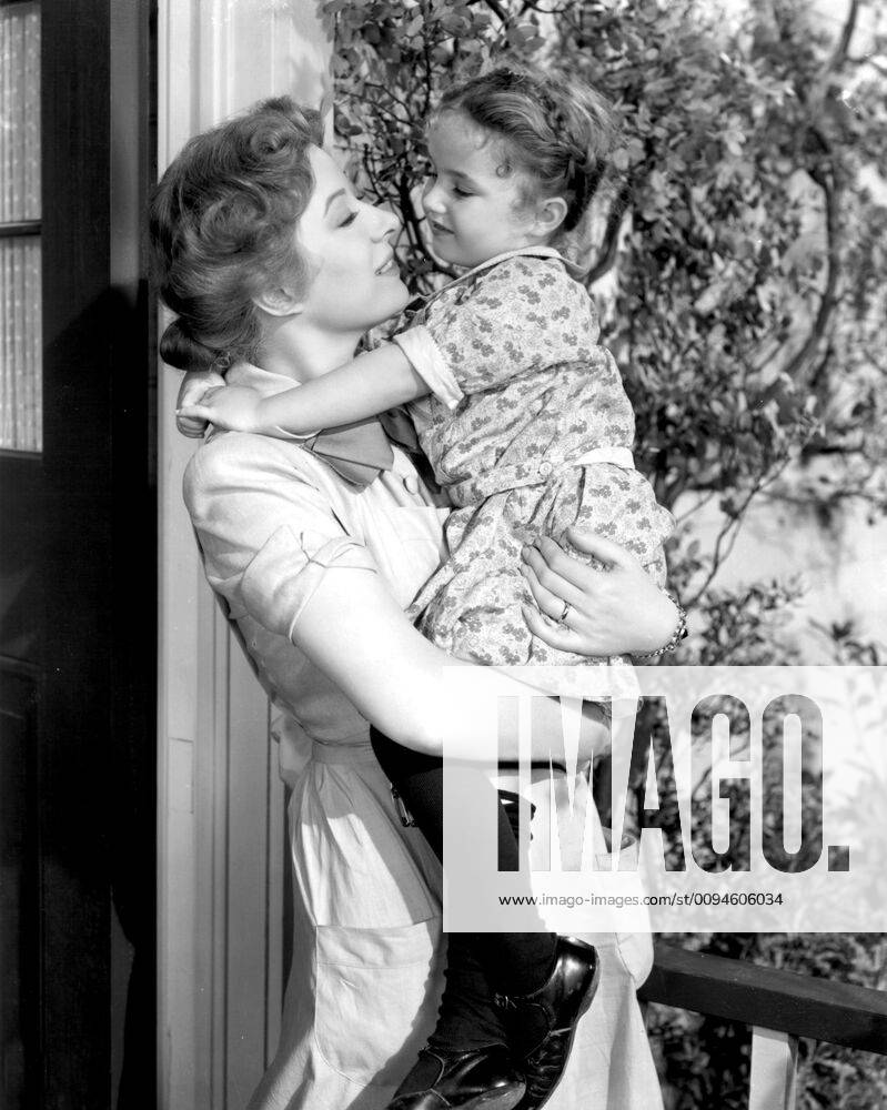 Greer Garson Characters: Edna Gladney Film: Blossoms In The Dust (1944 ...