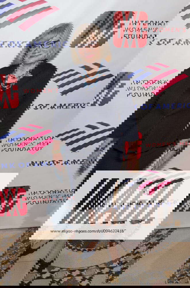 Women s Media Foundation s 2019 awards Barbara Cochran attends The ...