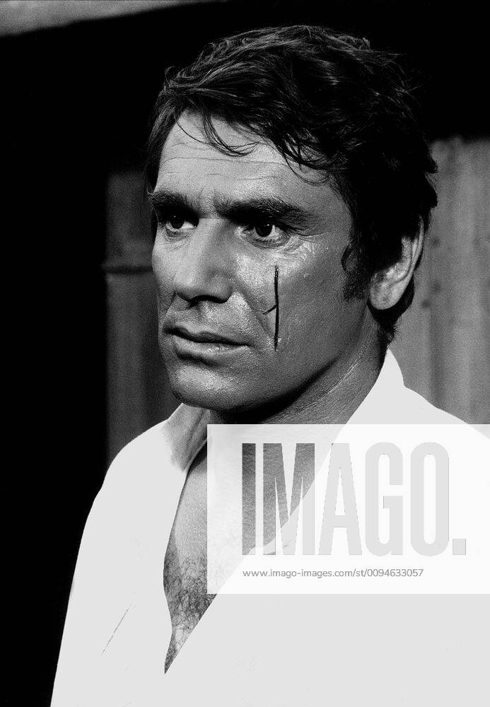 Robert Hossein Characters: Jeoffrey de Peyrac Film: Untamable Angelique ...