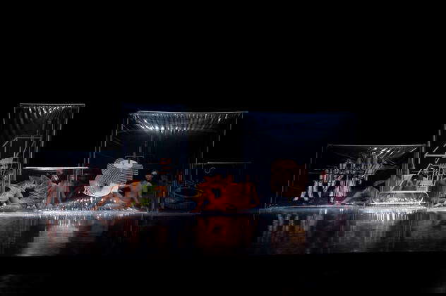 Walkaround Time CHOREOGRAPHY MERCE CUNNINGHAM COMPAGNIE Ballet de l ...