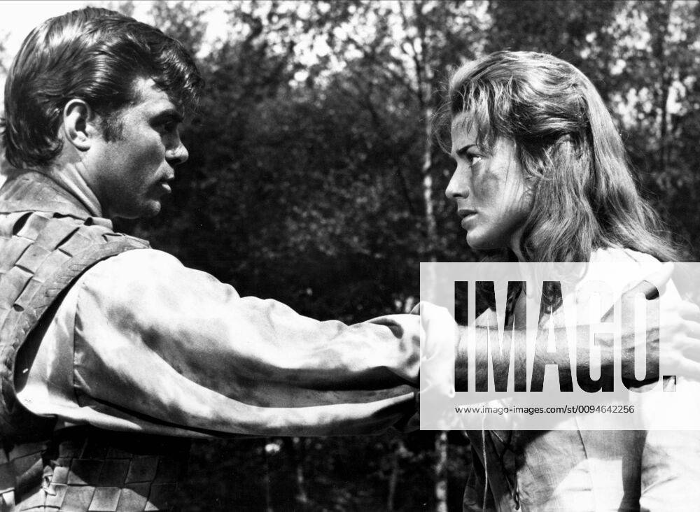 Glenn Corbett & Marie Devereux Characters: Henry & Maggie Mason Film ...