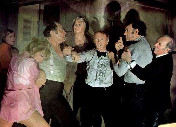 Stella Stevens, Ernest Borgnine, Shelley Winters, Red Buttons, Gene ...