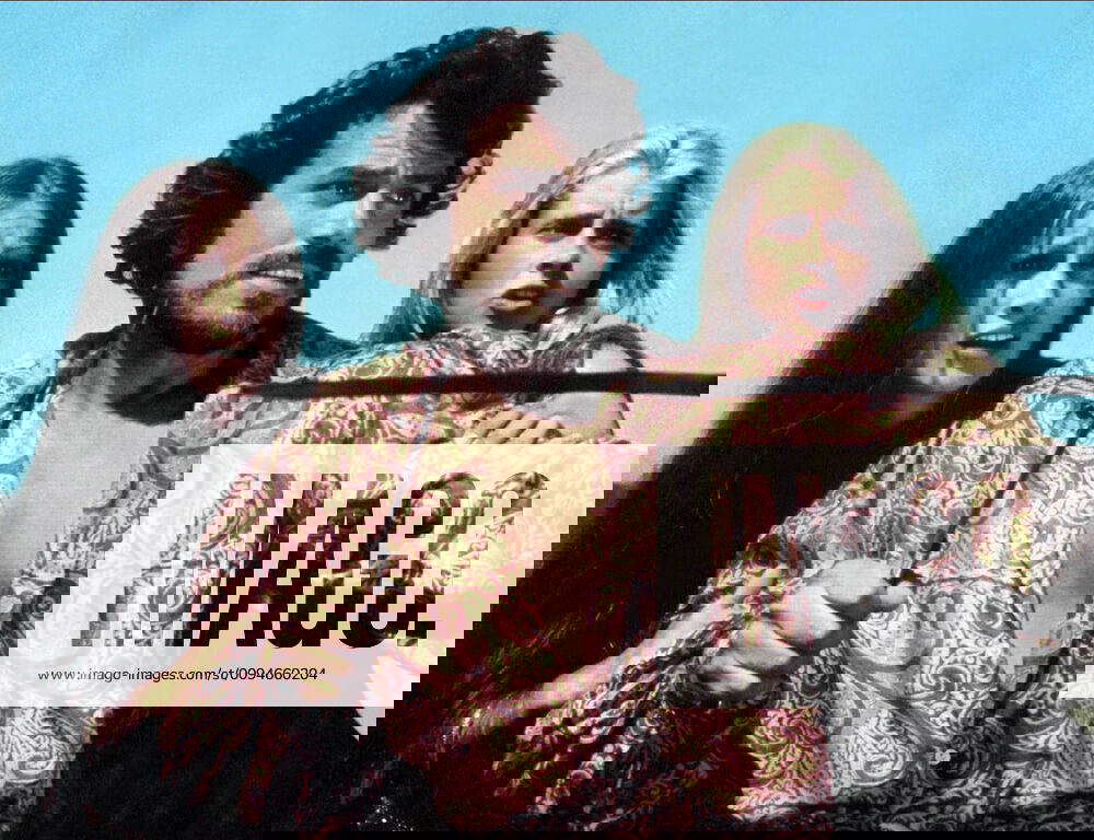 Jane Seymour, Patrick Wayne & Taryn Power Characters: Princess Farah ...