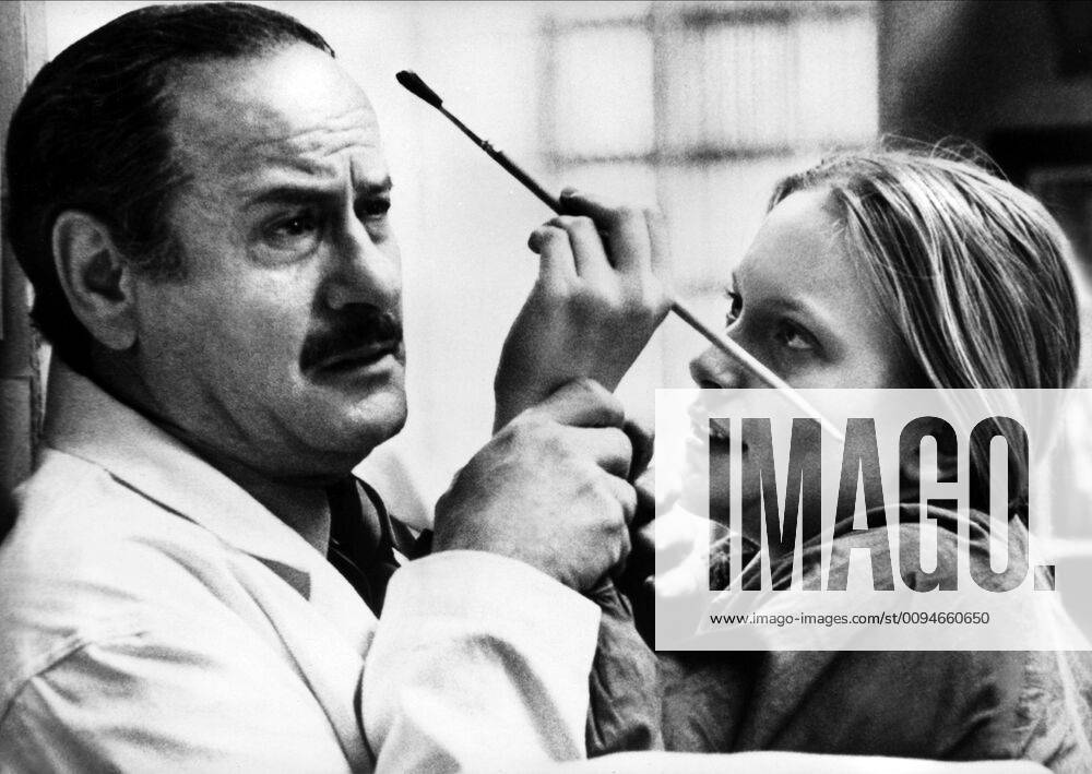 Eli Wallach & Deborah Winters Characters: Arthur Mason, Maxie Mason ...