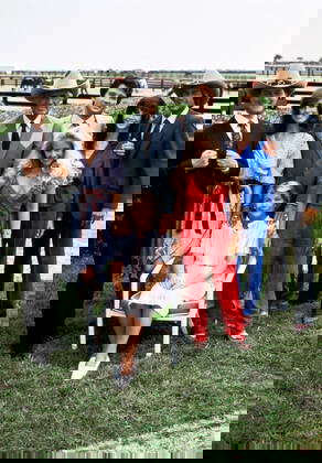 Larry Hagman, Linda Gray, Howard Keel, Barbara Bel Geddes, Keith Duffy ...