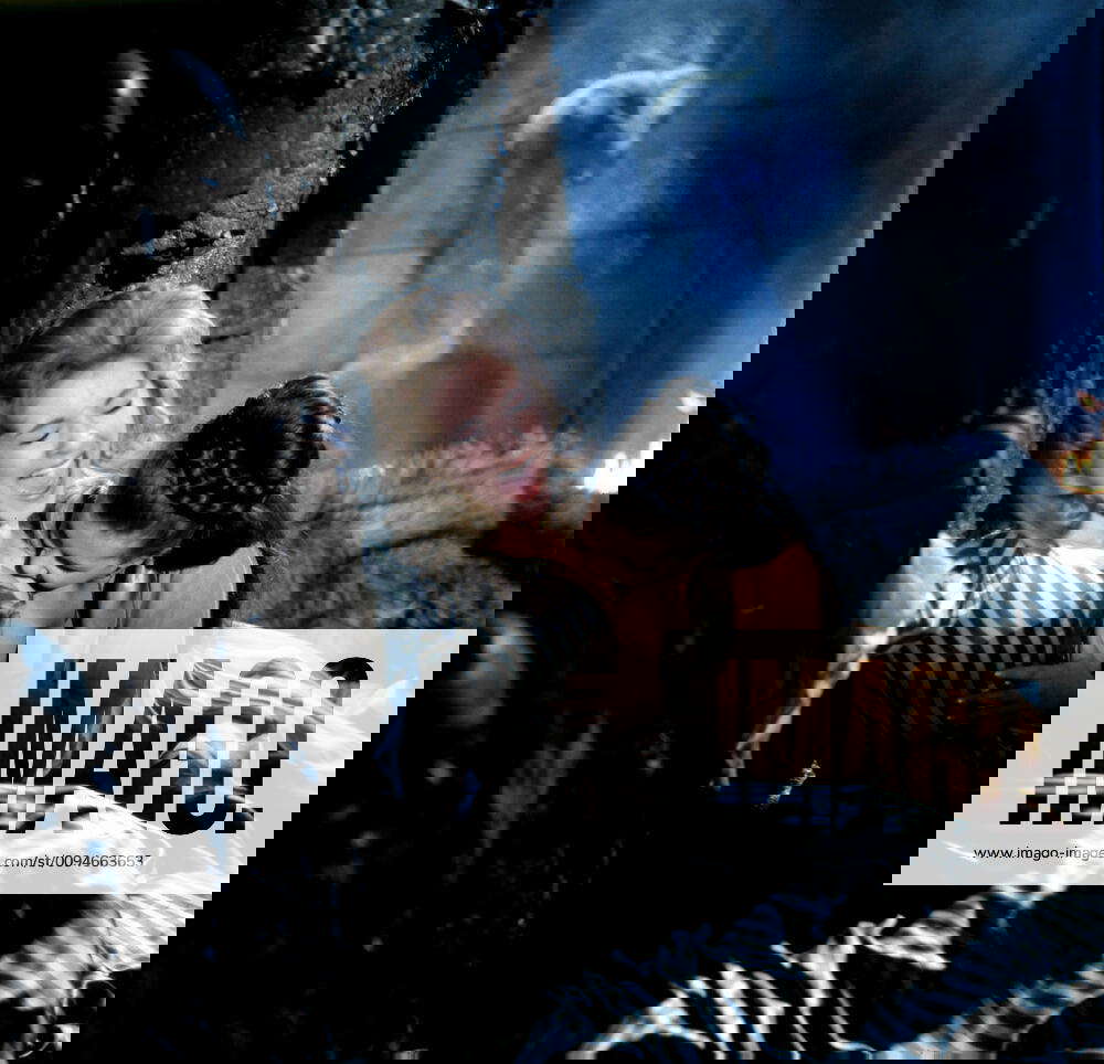 Luan Peters & Madeleine Collinson Characters: Gerta, Frieda Gellhorn ...