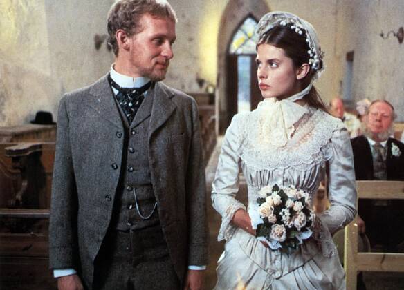 Peter Firth & Nastassja Kinski Characters: Angel Clare & Tess Film ...