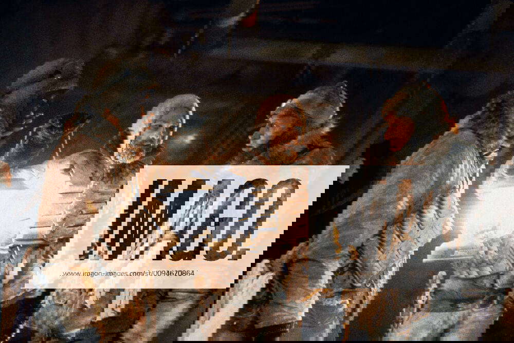 Kurt Russell & T.K. Carter, Donald Moffat Characters: R.J. MacReady ...