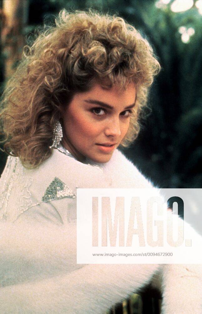 Sharon Stone Characters Cassie Bascomb Film Calendar Girl Murders