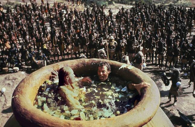 Sharon Stone & Richard Chamberlain Characters: Jesse Huston & Allan ...