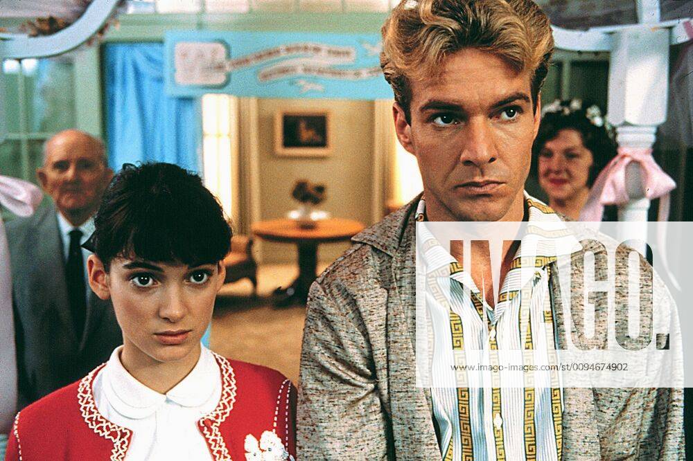 Winona Ryder & Dennis Quaid Characters: Myra Gale Brown & Jerry Lee ...