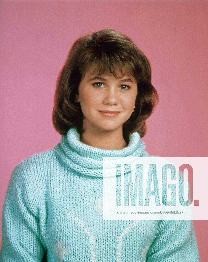 Tracey Gold Characters: Carol Seaver Television: Growing Pains Usa 1985 ...