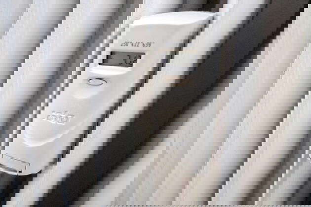 ISTA recording device heating costs ISTA energy service provider heating costs measuring device