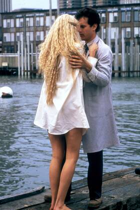 Daryl Hannah & Tom Hanks Characters: Madison & Allen Bauer Film: Splash ...