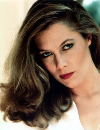 Kathleen Turner Characters: Matty Walker Film: Body Heat Titel Auch ...