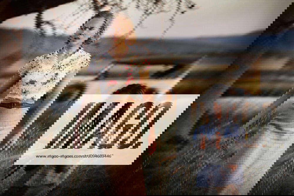 Nicole Kidman & Brandon Walters Characters: Lady Sarah Ashley, Nullah ...