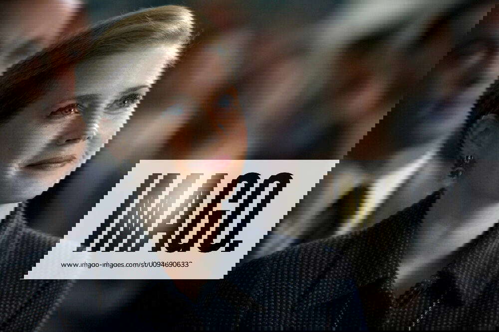 Amy Adams Characters: Bonnie Bach Film: Charlie Wilson S War ...